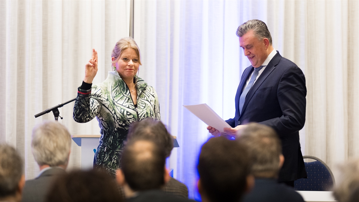 Saskia Borgers geïnstalleerd als dijkgraaf - Waterschap Limburg
